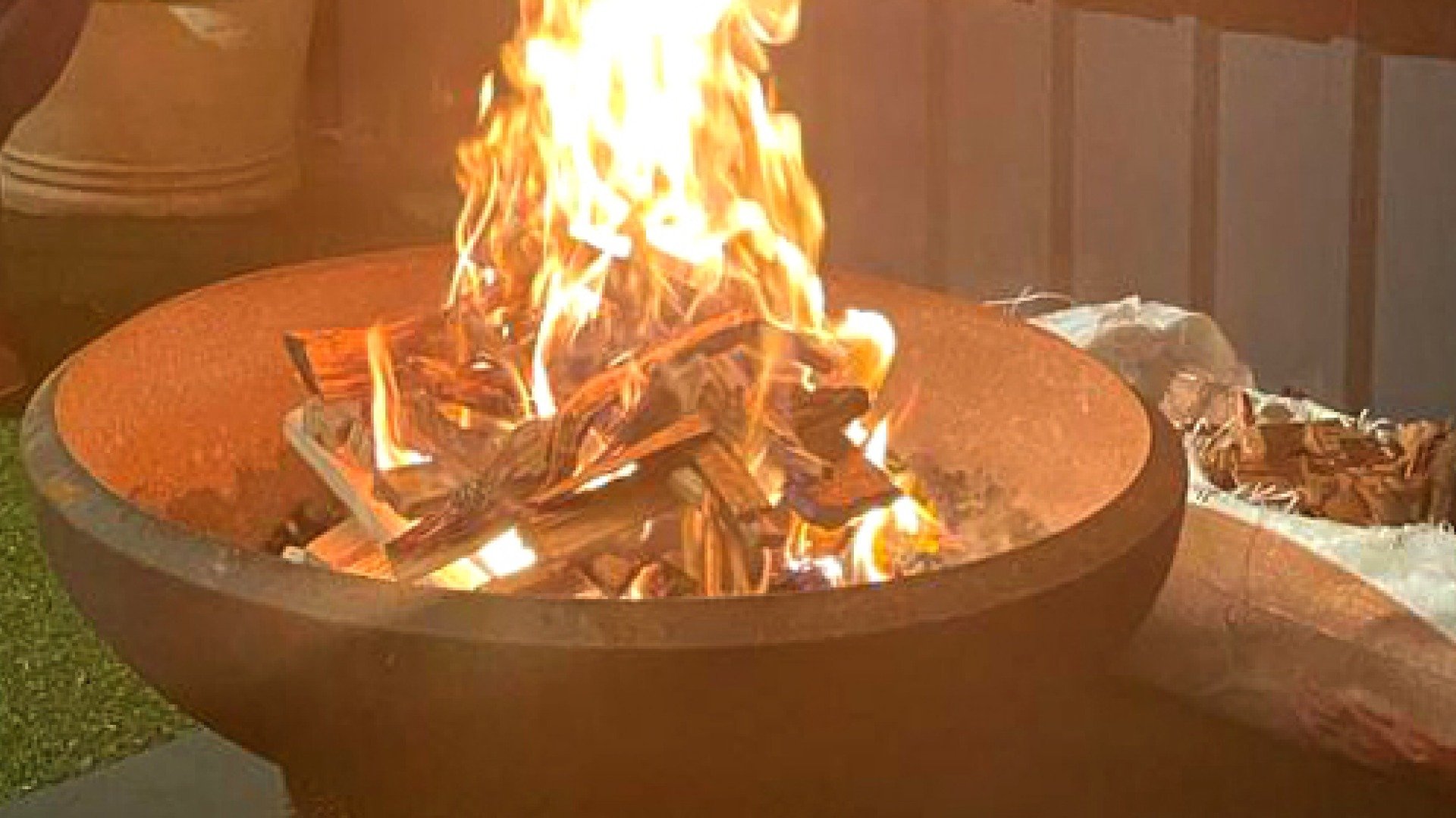 The Essential Guide to Fire Pits - EcoSmart Fire